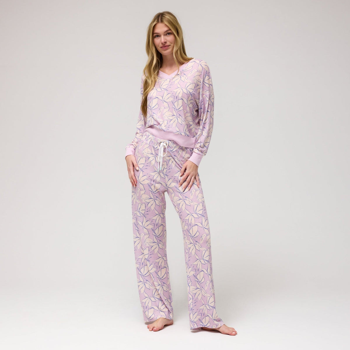 Star Seeker Long Vee Set in Soft Lilac Floral from Honeydew Intimates